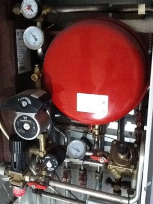 Af montering af radiator | Lav-det-selv.dk