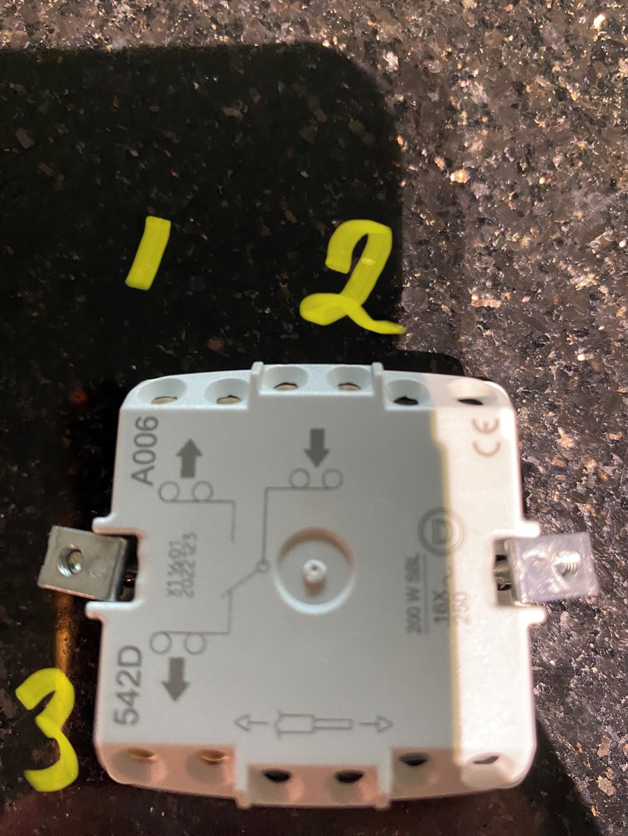 Skift lysdæmper til Alm afbryder | Lav-det-selv.dk